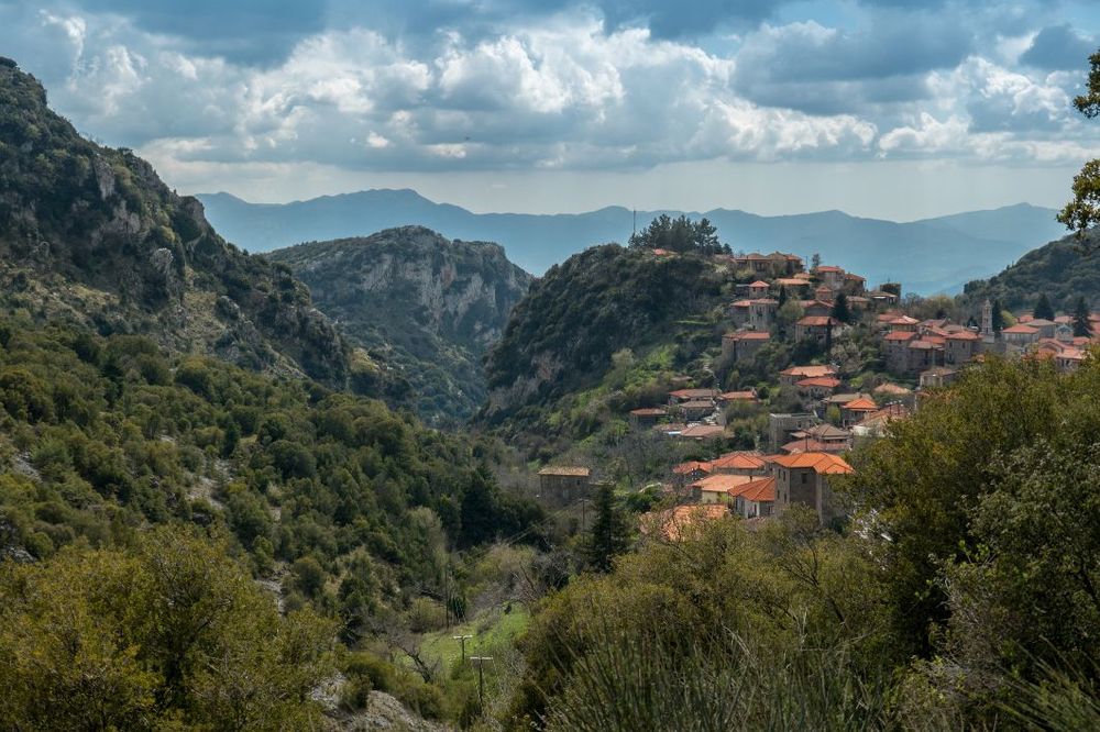5 of the Best Hikes in Greece