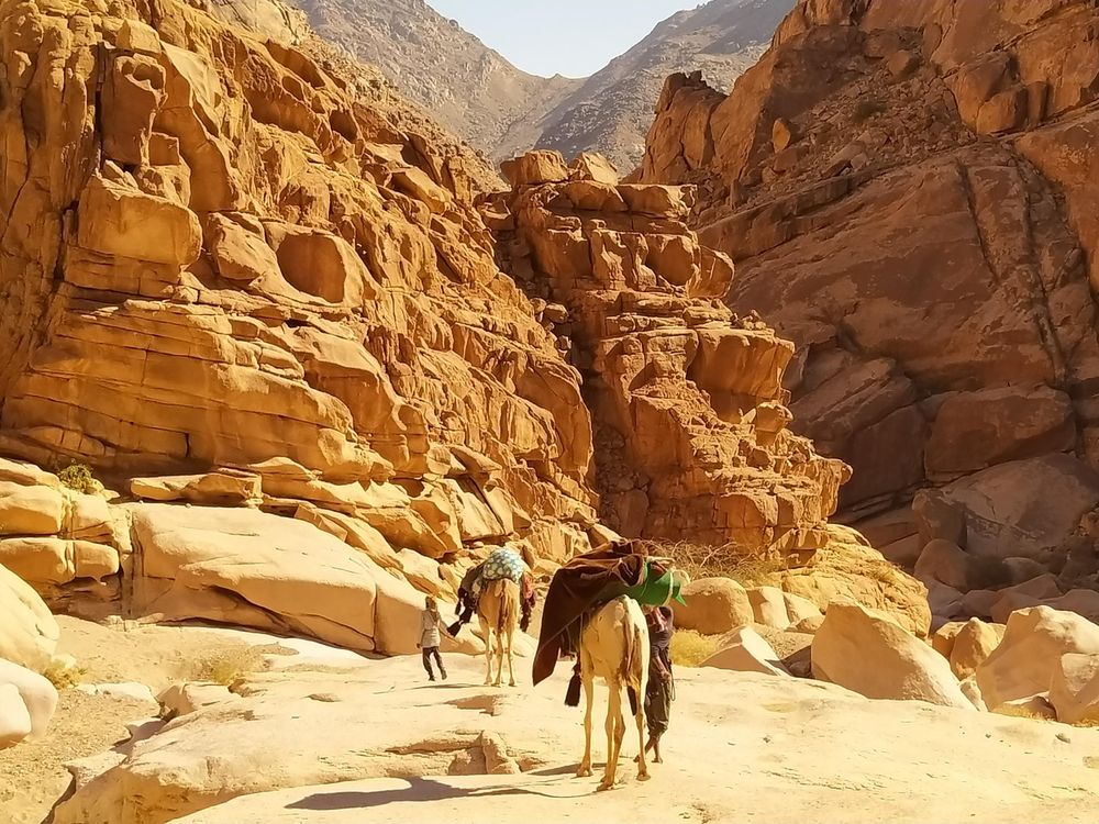 20 of the Best Places to Visit in October