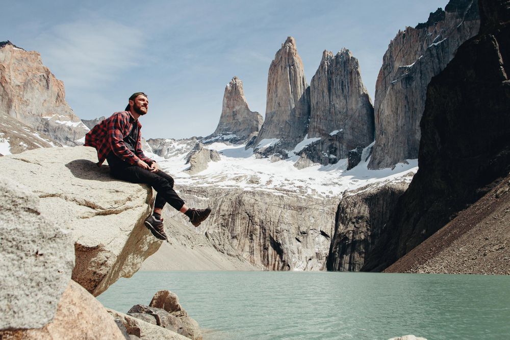 Annual Leave Hacks: Turn 30 Days into 65 Days Off in 2025