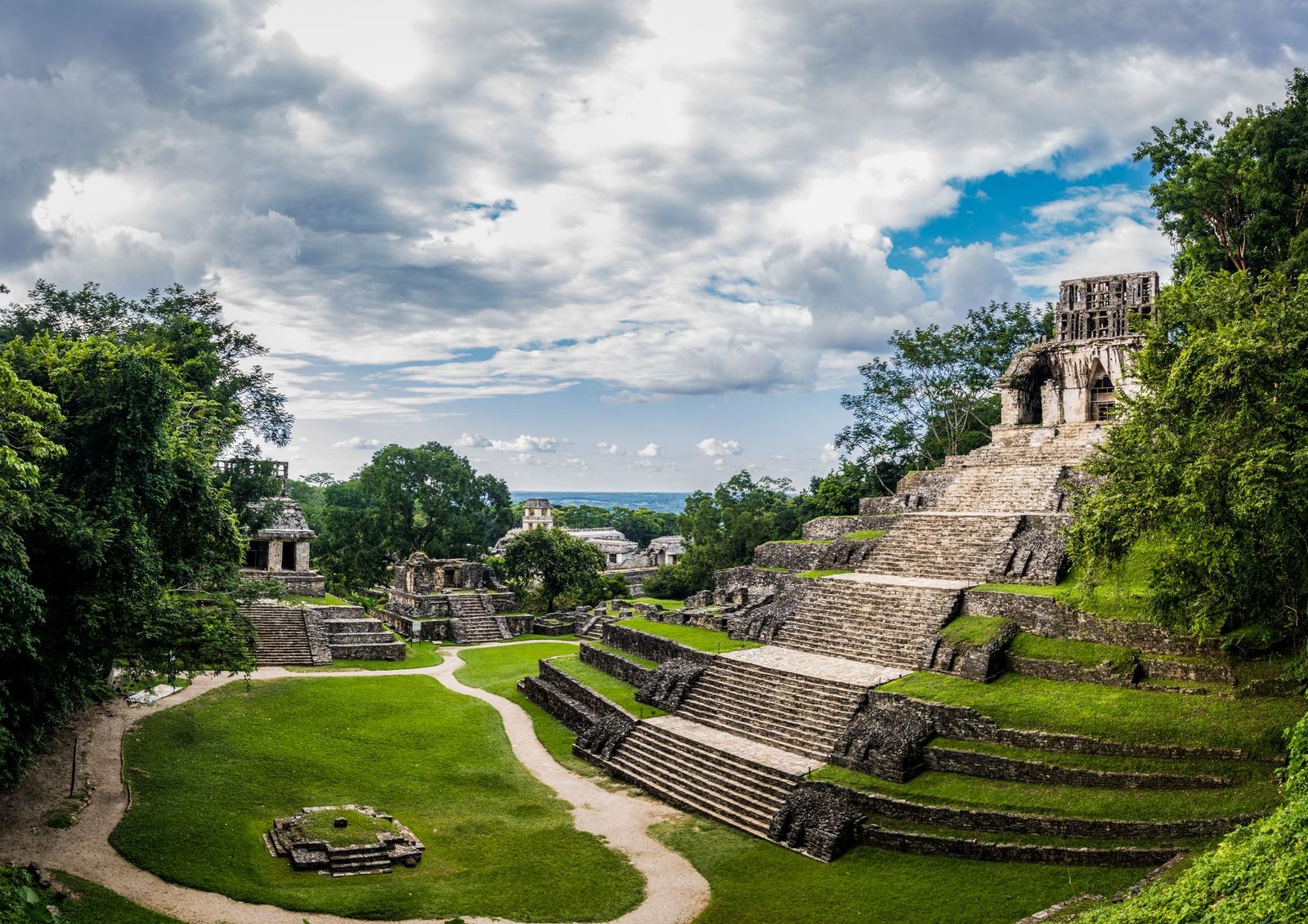 Hidden Temples and Alien Kings: The Fascinating Story of Palenque