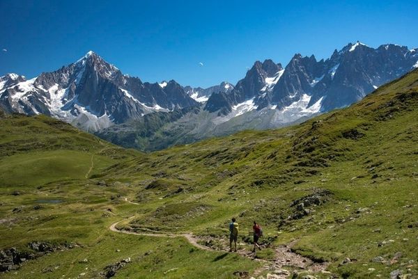 The Ultimate Guide to the Haute Route Pyrenees & Walkers' Haute Route
