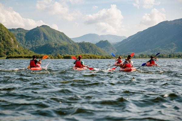 Beginner's Guide to Kayaking | How to Get Started
